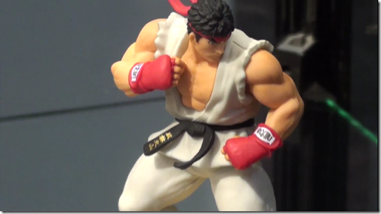 Get A Detailed Look At The Roy And Ryu Amiibo - Siliconera