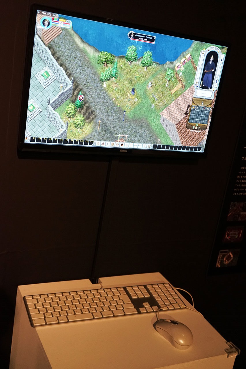 Take A Tour Inside This Awesome ‘90s To Early-‘00s Video Games-Themed ...