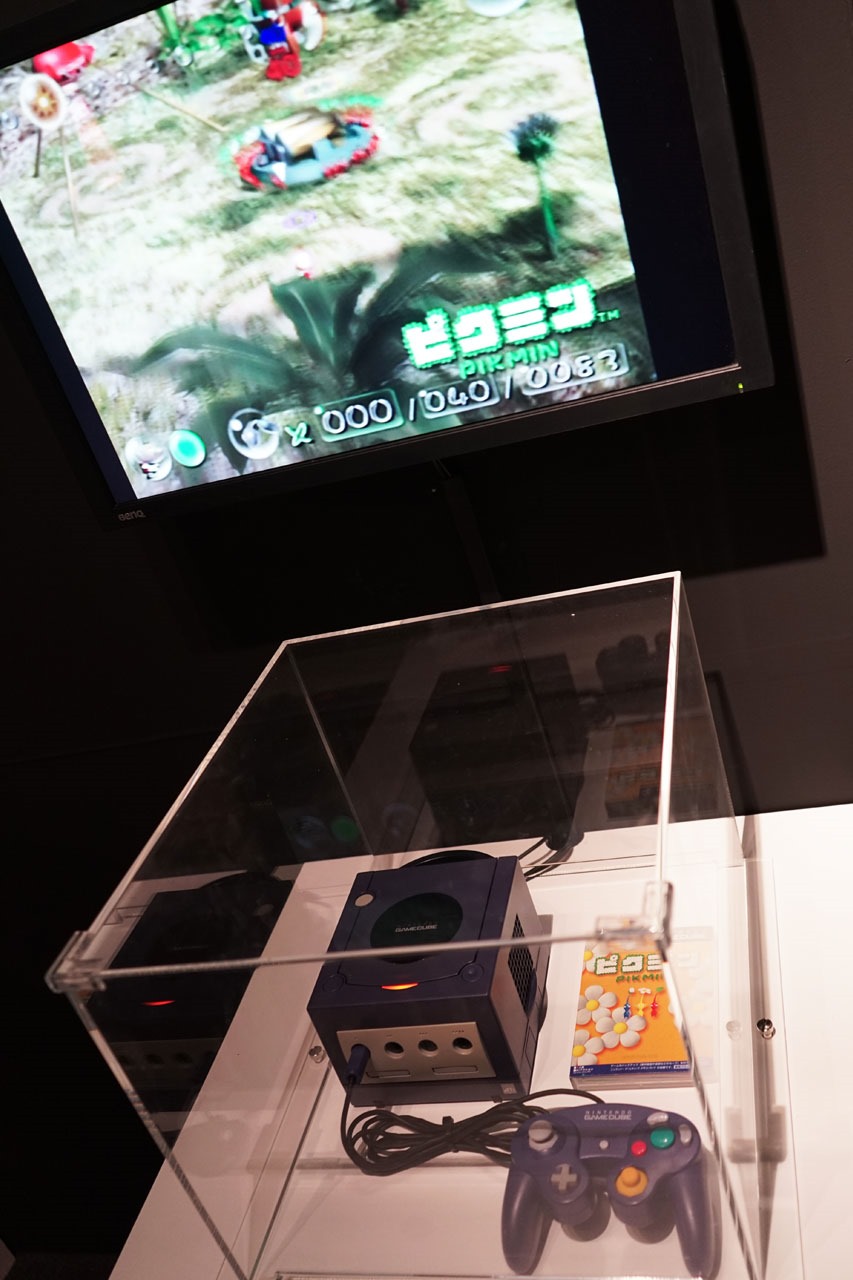 Take A Tour Inside This Awesome ‘90s To Early-‘00s Video Games-Themed ...